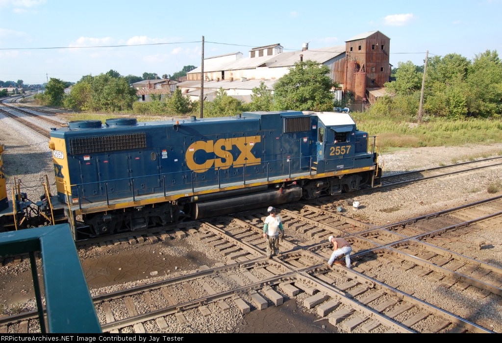 CSX 2557